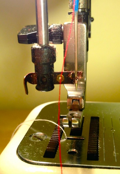 Pfaff 1222e needle threader | made by Julianne